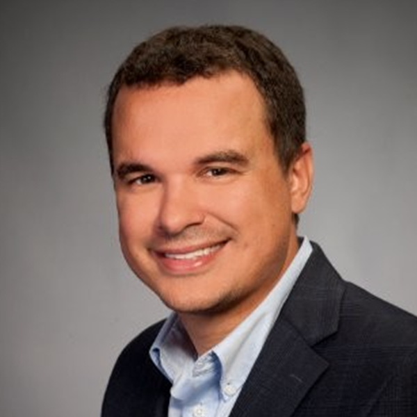 Aaron bio – Strategic Retail Advisors